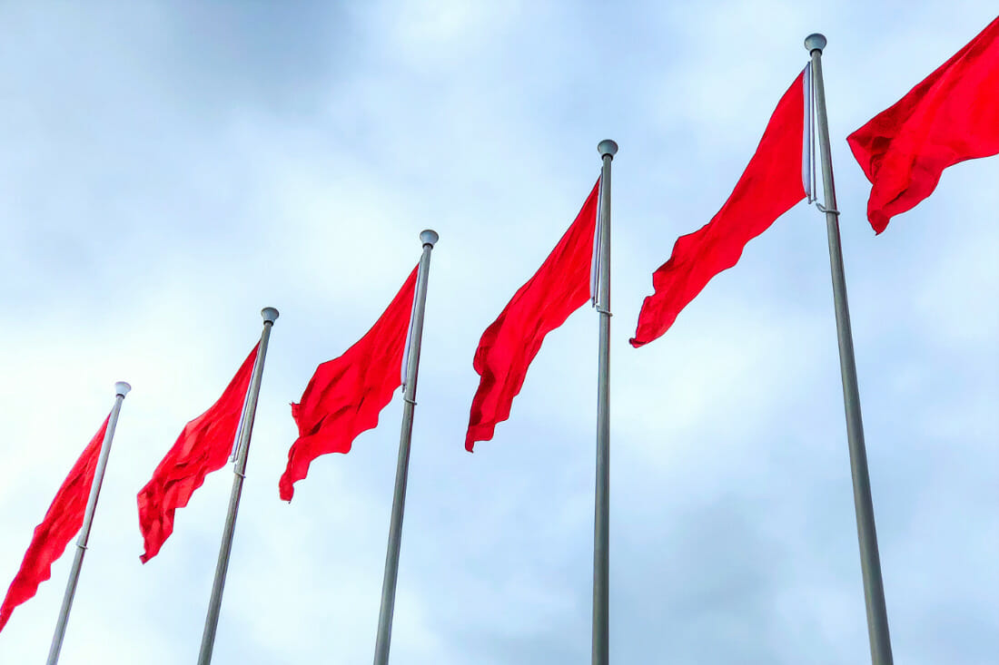 6 Team-Building Red Flags That Guarantee Poor Results | SkyeTeam
